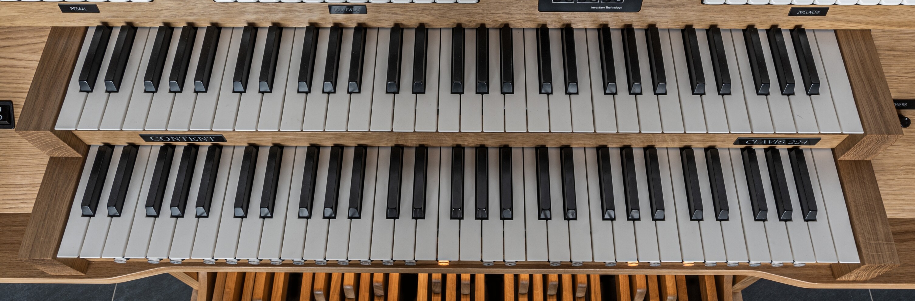 Watch: Clavis 224 | Content - Home Organs